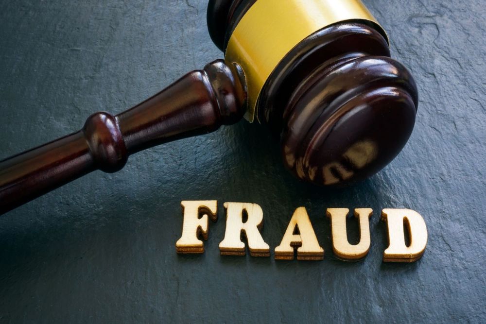 Allianz Subsidiary Pleads Guilty to Defrauding Investors | Starling ...